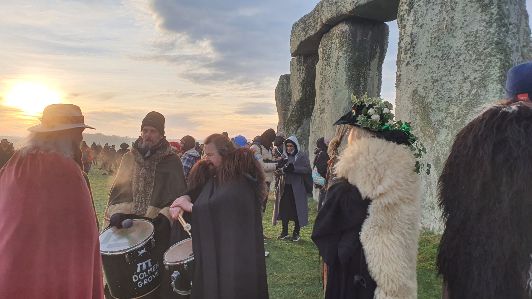 Stonehenge Spring (Vernal) Equinox. Managed Open Access: 20th March ...